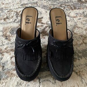 lei | Shoes | Vintage Lei 9s Platform High Heel Clogs Faux Suede Fringe ...